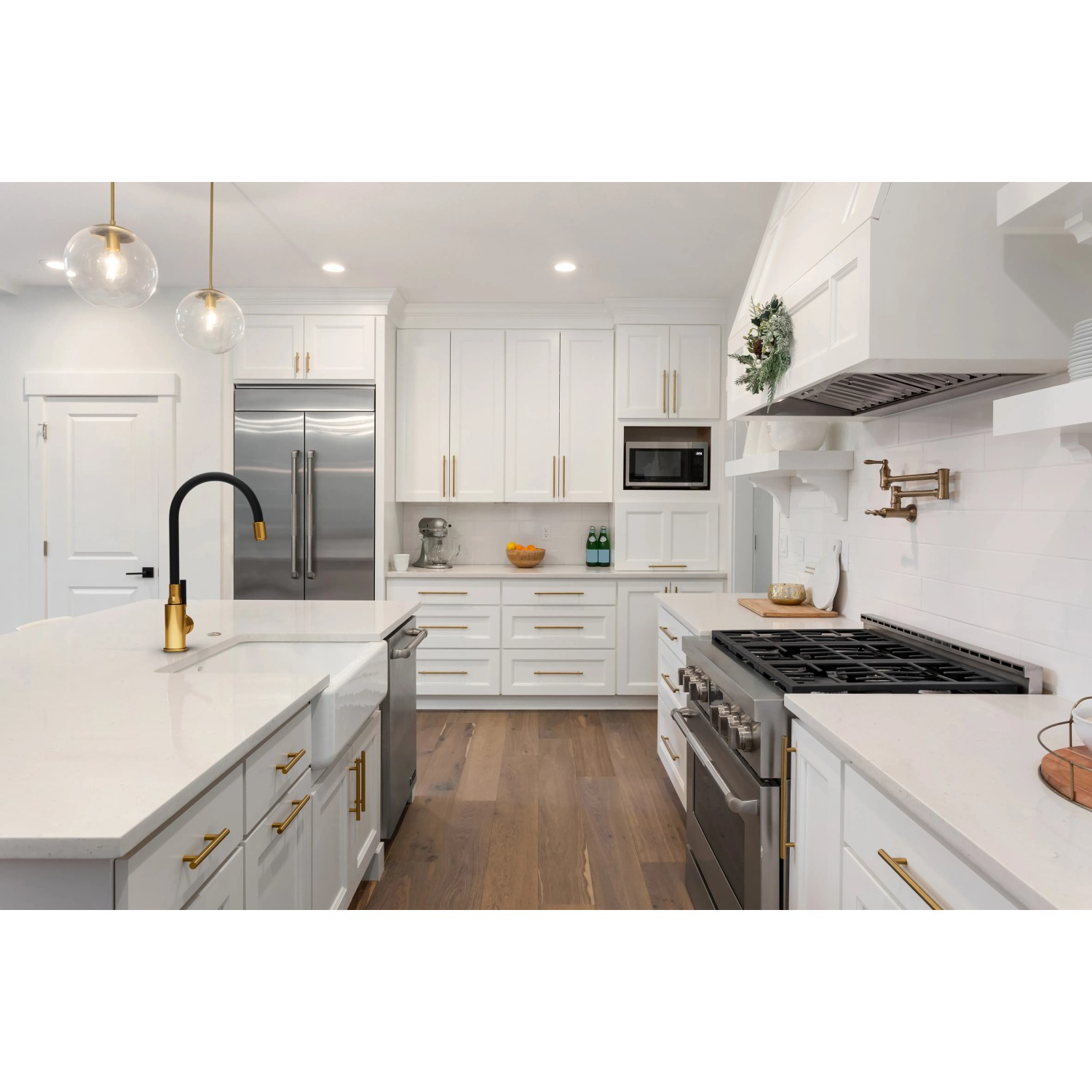 Invena Gold bateria kuchenna stojąca z elastyczną wylewką czarno-złota ...